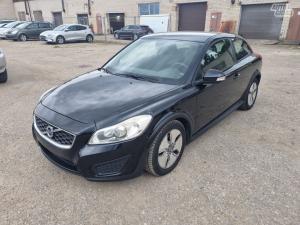 Melns Volvo C30 2010 Pakruojis, ar dzinēja tilpumu 1.60 L un nobraukumu 215 tūkst. km par 2200 €, foto  vietnē AUTOMOTO.COM.LV