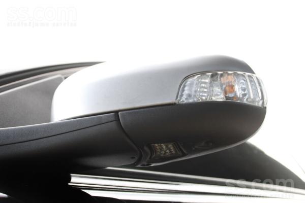 Black Volvo C30 2010 in Riga, with an engine capacity of 1.60 L and mileage of 285 thousand km for 6490 €, photo 9 on AUTOMOTO.COM.LV