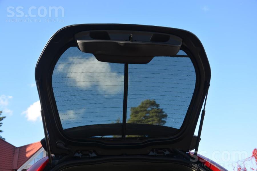 Черный Вольво Ц30 2011 в Рига, объемом двигателя 1.60 л и пробегом 317 тыс. км за 3999 €, фото 18 на AUTOMOTO.COM.LV