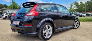 Black Volvo C30 2011 in Riga, with an engine capacity of 1.60 L and mileage of 181 thousand km for 6200 €, photo 4 on AUTOMOTO.COM.LV