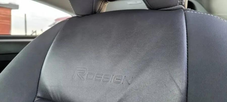 Black Volvo C30 2011 in Riga, with an engine capacity of 1.60 L and mileage of 181 thousand km for 6200 €, photo 15 on AUTOMOTO.COM.LV