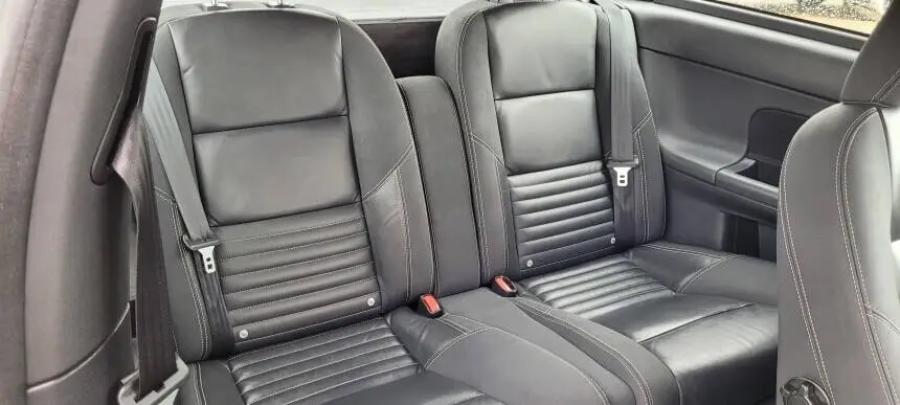 Black Volvo C30 2011 in Riga, with an engine capacity of 1.60 L and mileage of 181 thousand km for 6200 €, photo 16 on AUTOMOTO.COM.LV