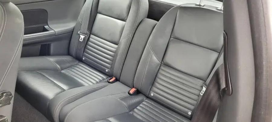 Black Volvo C30 2011 in Riga, with an engine capacity of 1.60 L and mileage of 181 thousand km for 6200 €, photo 17 on AUTOMOTO.COM.LV