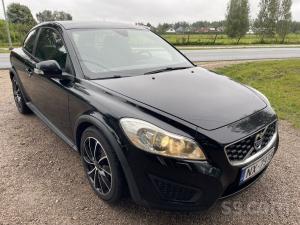 Black Volvo C30 2011 in Riga, with an engine capacity of 1.60 L and mileage of 223 thousand km for 3490 €, photo 8 on AUTOMOTO.COM.LV