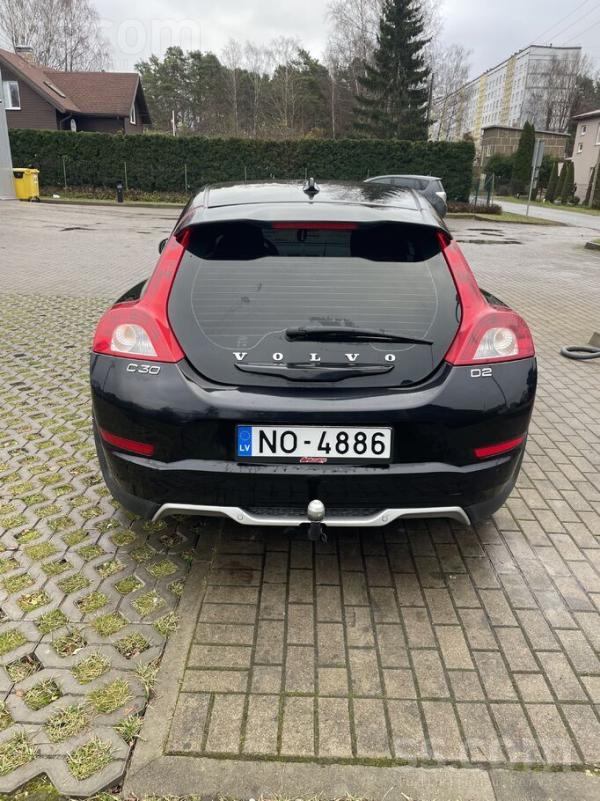 Melns Volvo C30 2012 Jūrmala, ar dzinēja tilpumu 1.60 L un nobraukumu 270 tūkst. km par 4270 €, foto 2 vietnē AUTOMOTO.COM.LV