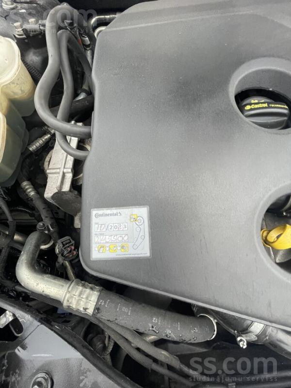 Black Volvo C30 2012 in Jurmala, with an engine capacity of 1.60 L and mileage of 270 thousand km for 4270 €, photo 8 on AUTOMOTO.COM.LV