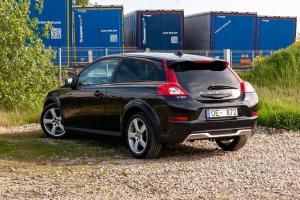 Melns Volvo C30 2012 Rīga, ar dzinēja tilpumu 1.60 L un nobraukumu 191 tūkst. km par 5995 €, foto 3 vietnē AUTOMOTO.COM.LV
