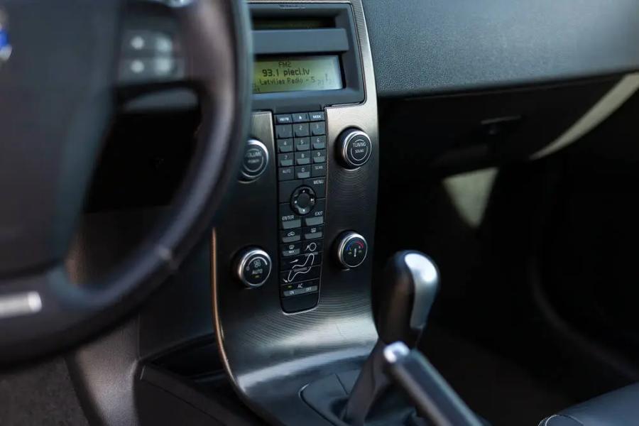 Melns Volvo C30 2012 Rīga, ar dzinēja tilpumu 1.60 L un nobraukumu 191 tūkst. km par 5995 €, foto 16 vietnē AUTOMOTO.COM.LV
