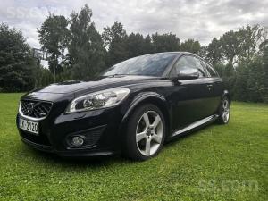 Melns Volvo C30 2012 Jelgava, ar dzinēja tilpumu 1.60 L un nobraukumu 212 tūkst. km par 2950 €, foto  vietnē AUTOMOTO.COM.LV