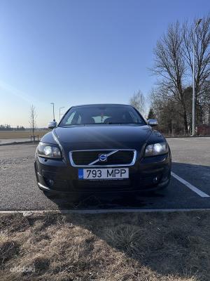 Black Volvo C30 2006 in Tartu, with an engine capacity of 0.00 L and mileage of 238 thousand km for 2900 €, photo  on AUTOMOTO.COM.LV