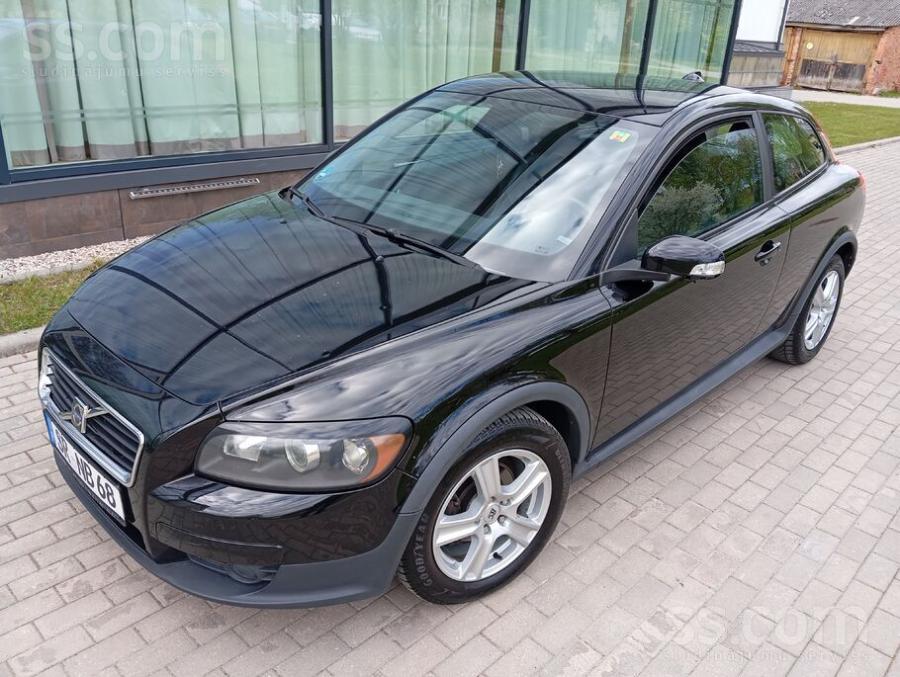 Melns Volvo C30 2007 Balvi, ar dzinēja tilpumu 1.60 L un nobraukumu 204 tūkst. km par 5500 €, foto 4 vietnē AUTOMOTO.COM.LV