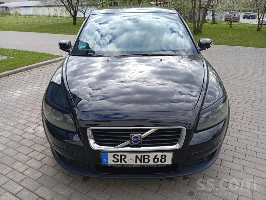 Melns Volvo C30 2007 Balvi, ar dzinēja tilpumu 1.60 L un nobraukumu 204 tūkst. km par 5500 €, foto 6 vietnē AUTOMOTO.COM.LV