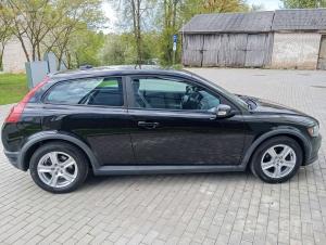 Melns Volvo C30 2007 Balvi, ar dzinēja tilpumu 1.60 L un nobraukumu 204 tūkst. km par 5500 €, foto 8 vietnē AUTOMOTO.COM.LV