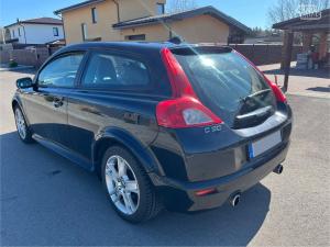 Melns Volvo C30 2007 Kauņa, ar dzinēja tilpumu 2.00 L un nobraukumu 248 tūkst. km par 1850 €, foto 3 vietnē AUTOMOTO.COM.LV