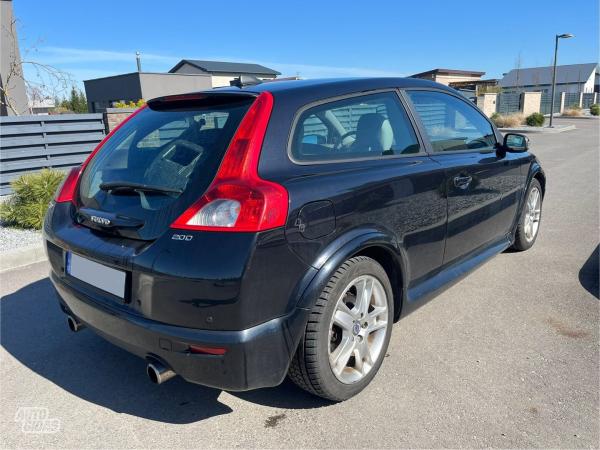 Melns Volvo C30 2007 Kauņa, ar dzinēja tilpumu 2.00 L un nobraukumu 248 tūkst. km par 1850 €, foto 4 vietnē AUTOMOTO.COM.LV