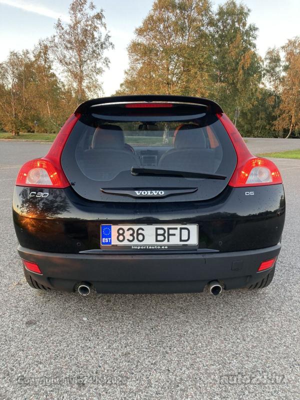 Melns Volvo C30 2007 Tallina, ar dzinēja tilpumu 2.40 L un nobraukumu 287 tūkst. km par 4999 €, foto 5 vietnē AUTOMOTO.COM.LV