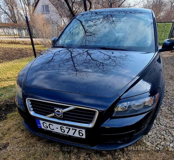 Melns Volvo C30 2007 Aizkraukle, ar dzinēja tilpumu 2.00 L un nobraukumu 216 tūkst. km par 2000 €, foto 1 vietnē AUTOMOTO.COM.LV