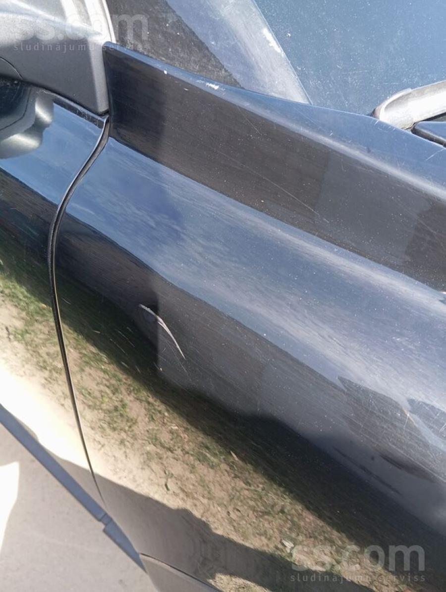 Melns Volvo C30 2007 Saldus, ar dzinēja tilpumu 2.00 L un nobraukumu 352 tūkst. km par 1850 €, foto 9 vietnē AUTOMOTO.COM.LV