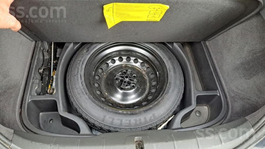 Melns Volvo C30 2007 Ogre, ar dzinēja tilpumu 1.60 L un nobraukumu 256 tūkst. km par 2750 €, foto 19 vietnē AUTOMOTO.COM.LV