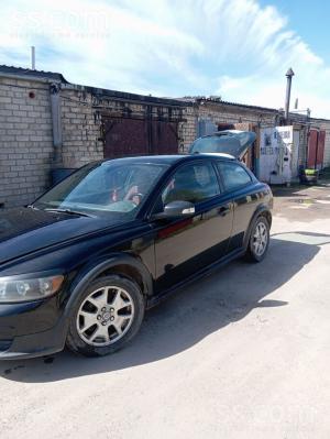 Черный Вольво Ц30 2007 в Салдус, объемом двигателя 2.00 л и пробегом 352 тыс. км за 1700 €, фото  на AUTOMOTO.COM.LV