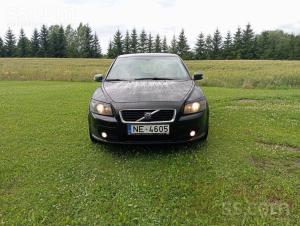 Черный Вольво Ц30 2007 в Резекне, объемом двигателя 1.60 л и пробегом 307 тыс. км за 1800 €, фото 3 на AUTOMOTO.COM.LV
