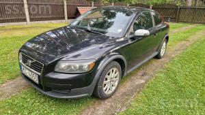 Melns Volvo C30 2007 Rīga, ar dzinēja tilpumu 1.60 L un nobraukumu 338 tūkst. km par 2500 €, foto 10 vietnē AUTOMOTO.COM.LV