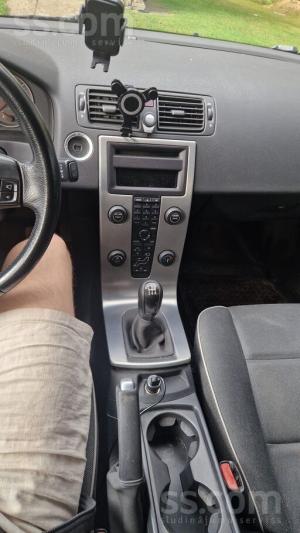 Melns Volvo C30 2007 Rīga, ar dzinēja tilpumu 1.60 L un nobraukumu 338 tūkst. km par 2500 €, foto 13 vietnē AUTOMOTO.COM.LV