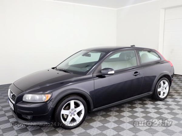 Вольво Ц30 2007 в Таллин на AUTOMOTO.COM.LV Черный Вольво Ц30 2007 в Таллин, объемом двигателя 2.00 л и пробегом 272 тыс. км за 1999 €, фото 3 на AUTOMOTO.COM.LV