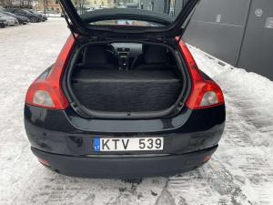 Black Volvo C30 2008 in Vilnius, with an engine capacity of 2.00 L and mileage of 241 thousand km for 3000 €, photo 10 on AUTOMOTO.COM.LV