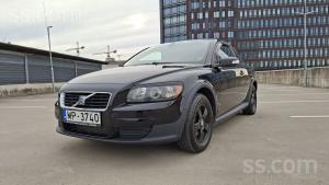 Черный Вольво Ц30 2008 в Рига, объемом двигателя 1.60 л и пробегом 288 тыс. км за 2500 €, фото 3 на AUTOMOTO.COM.LV