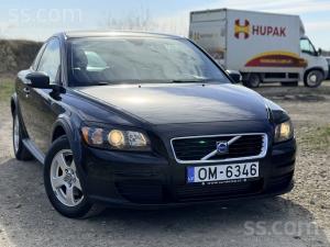 Черный Вольво Ц30 2008 в Рига, объемом двигателя 1.60 л и пробегом 285 тыс. км за 3200 €, фото  на AUTOMOTO.COM.LV