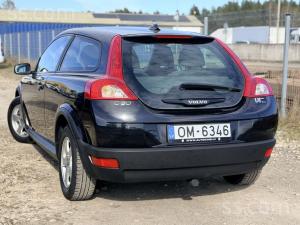 Черный Вольво Ц30 2008 в Рига, объемом двигателя 1.60 л и пробегом 285 тыс. км за 3200 €, фото 3 на AUTOMOTO.COM.LV