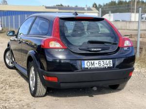 Черный Вольво Ц30 2008 в Рига, объемом двигателя 1.60 л и пробегом 285 тыс. км за 3200 €, фото 3 на AUTOMOTO.COM.LV
