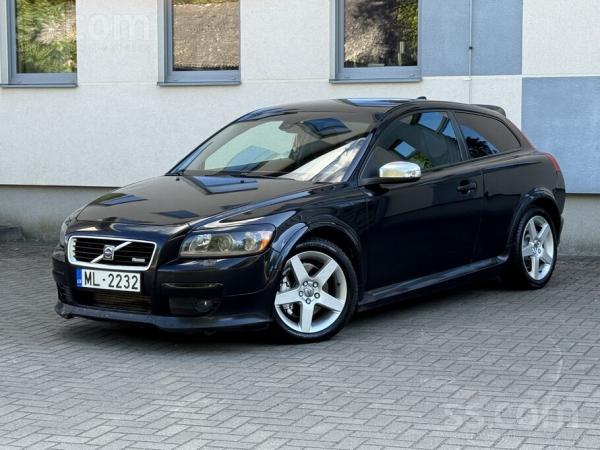 Melns Volvo C30 2008 Jelgava, ar dzinēja tilpumu 2.40 L un nobraukumu 373 tūkst. km par 3250 €, foto 5 vietnē AUTOMOTO.COM.LV