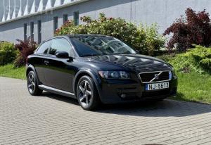 Melns Volvo C30 2009 Rīga, ar dzinēja tilpumu 2.40 L un nobraukumu 259 tūkst. km par 3695 €, foto 4 vietnē AUTOMOTO.COM.LV