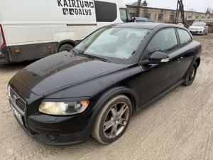 Melns Volvo C30 2009 Šauļi, ar dzinēja tilpumu 1.60 L un nobraukumu 301 tūkst. km par 750 €, foto 2 vietnē AUTOMOTO.COM.LV