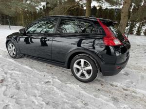Melns Volvo C30 2009 Alīta, ar dzinēja tilpumu 1.60 L un nobraukumu 273 tūkst. km par 1999 €, foto 4 vietnē AUTOMOTO.COM.LV