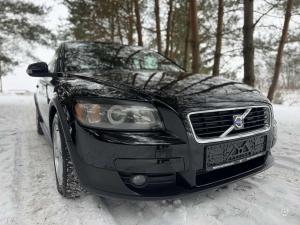 Melns Volvo C30 2009 Alīta, ar dzinēja tilpumu 1.60 L un nobraukumu 273 tūkst. km par 1999 €, foto 10 vietnē AUTOMOTO.COM.LV