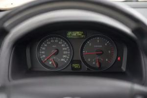 Melns Volvo C30 2009 Liepāja, ar dzinēja tilpumu 1.60 L un nobraukumu 263 tūkst. km par 2800 €, foto 14 vietnē AUTOMOTO.COM.LV