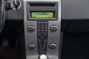Melns Volvo C30 2009 Liepāja, ar dzinēja tilpumu 1.60 L un nobraukumu 263 tūkst. km par 2800 €, foto 15 vietnē AUTOMOTO.COM.LV
