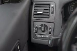 Melns Volvo C30 2009 Liepāja, ar dzinēja tilpumu 1.60 L un nobraukumu 263 tūkst. km par 2800 €, foto 21 vietnē AUTOMOTO.COM.LV