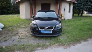 Melns Volvo C30 2009 Kauņa, ar dzinēja tilpumu 1.60 L un nobraukumu 300 tūkst. km par 750 €, foto  vietnē AUTOMOTO.COM.LV