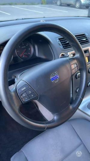 Melns Volvo C30 2009 Klaipėda, ar dzinēja tilpumu 1.56 L un nobraukumu 225 tūkst. km par 2399 €, foto 9 vietnē AUTOMOTO.COM.LV