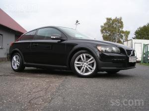 Black Volvo C30 2009 in Riga, with an engine capacity of 1.60 L and mileage of 0 thousand km for 3650 €, photo  on AUTOMOTO.COM.LV