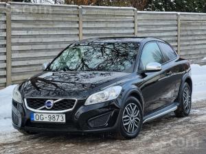 Black Volvo C30 2010 in Jelgava, with an engine capacity of 1.60 L and mileage of 194 thousand km for 3990 €, photo  on AUTOMOTO.COM.LV