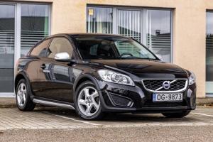 Black Volvo C30 2010 in Riga, with an engine capacity of 1.60 L and mileage of 194 thousand km for 4290 €, photo  on AUTOMOTO.COM.LV