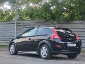Melns Volvo C30 2010 Rīga, ar dzinēja tilpumu 1.60 L un nobraukumu 194 tūkst. km par 4290 €, foto 18 vietnē AUTOMOTO.COM.LV