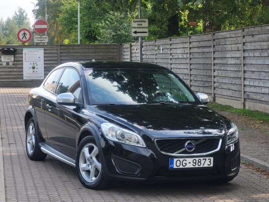 Melns Volvo C30 2010 Rīga, ar dzinēja tilpumu 1.60 L un nobraukumu 194 tūkst. km par 4290 €, foto 25 vietnē AUTOMOTO.COM.LV