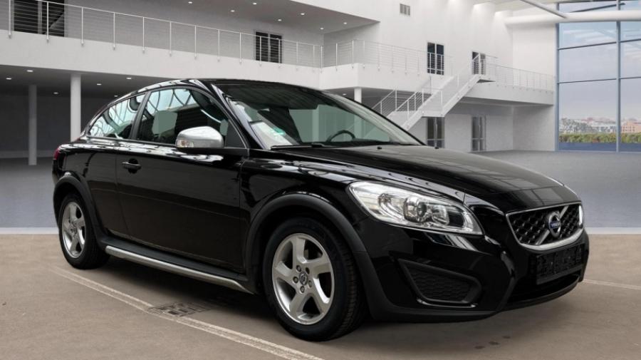 Melns Volvo C30 2010 Rīga, ar dzinēja tilpumu 1.60 L un nobraukumu 194 tūkst. km par 4290 €, foto 31 vietnē AUTOMOTO.COM.LV