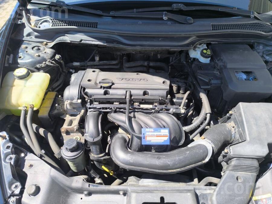 Melns Volvo C30 2010 Rīga, ar dzinēja tilpumu 1.60 L un nobraukumu 213 tūkst. km par 3350 €, foto 12 vietnē AUTOMOTO.COM.LV